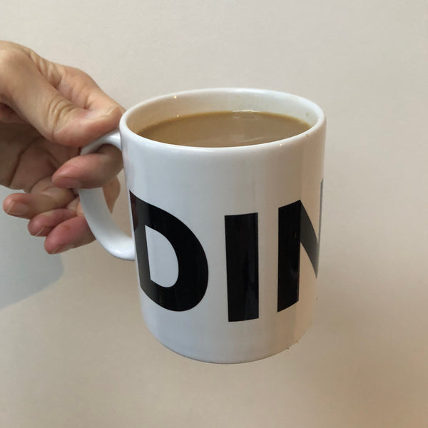 DINLO MUG – POMPEY TYPE SERIES – foursandeights